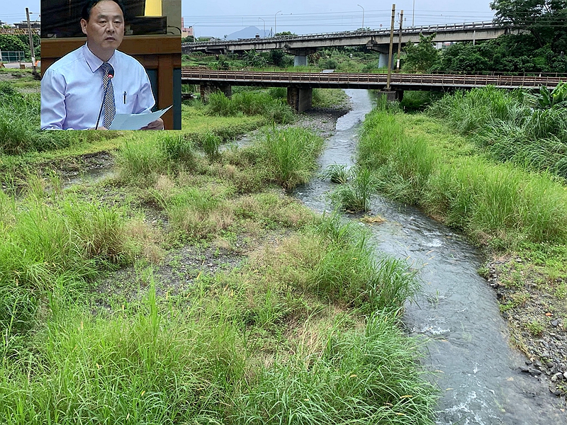【記者趙奇濤／宜蘭報導】 防汛期到了，宜蘭縣有些溪流雜草叢生，縣議員賴良洲、張秋明等，要求縣府儘速清理，以減少災害的發生。 葛瑪蘭新聞網